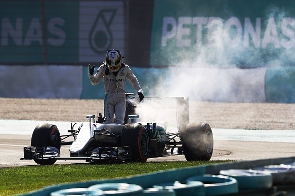 F1: Hamilton right to vent anger – Mercedes | RACER